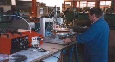 China 34kg Tabletop Automatic Stud Welding Machine With Rotary Table MAS-02 for sale
