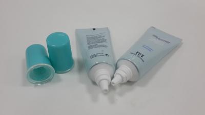 中国 塗り紙印刷 15ml アルミバリアラミネート化粧品チューブ プラスチック容器 BBクリーム くるみ血清のパッケージング 販売のため