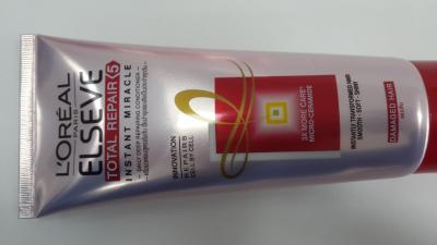 Cina D50 Tubo cosmetico 170ml 200ml Shampoo Posizione di imballaggio fisso Flip On Cap in vendita