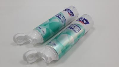 Cina Tubo opaco di plastica che imballa, del laminato della metropolitana di dentifricio in pasta di tocco morbido materiale glassato tubi cosmetici vuoti con il cappuccio di medico in vendita