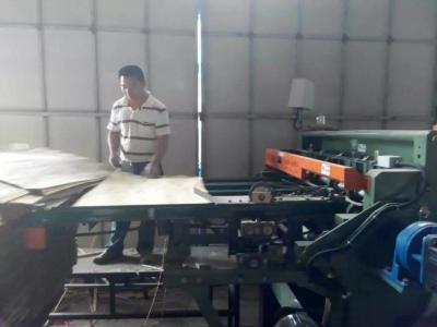 China 2018 new wood panel machine 4*8ft core veneer composer price in India for sale