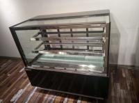 China Economic Right Angle Mini Cake Display Chiller CE for sale
