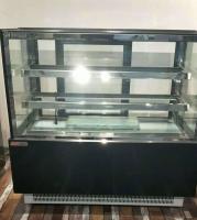 China Economic Right Angle Mini Cake Display Chiller CE for sale