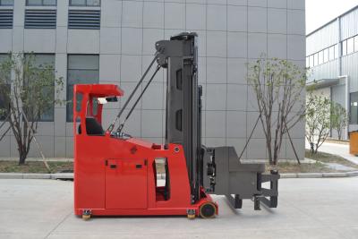 Cina Seated type VNA Forklift 1.5T max lifting height 10m Trilateral Forklift 3-Way pallet stacker fo Narrow Aisle Warehouse in vendita