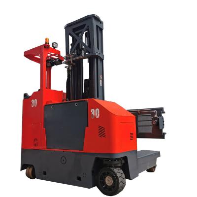 Cina stand-on 4 way 3000kg electric reach forklift truck four directional sideloader for long Materials in vendita