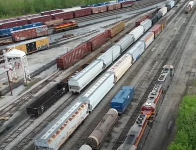 Cina Trasporti ferroviari internazionali veloci e tempestivi a basso costo dalla Cina all'Europa in vendita