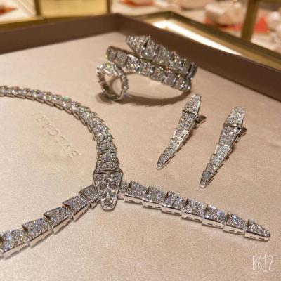 Cina 18K oro massiccio Serpente Braccialetto Diamante Naturale Replica Gioielli Serpenti Braccialetto in vendita