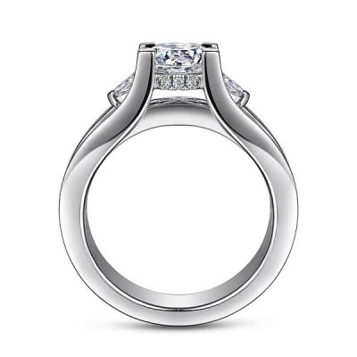 Cina Anelli di nozze di diamanti coltivati VVS Chiarezza Modello personalizzato in vendita