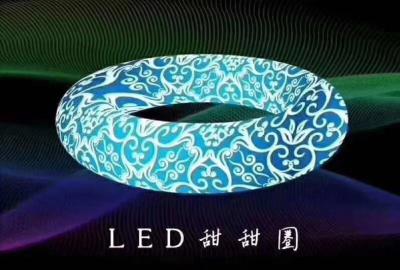 China Customized Led Display Screen , Pixel Pitch 2.5mm ,cylinder ,triangel , for sale