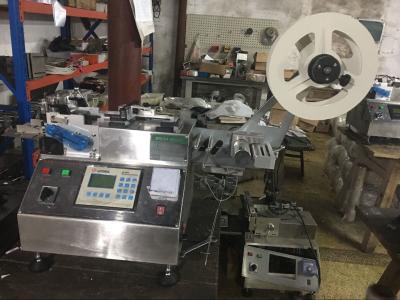 中国 60L*44W*44Hmmを切るロゴのためのフル オートのラベルのカッター機械 販売のため