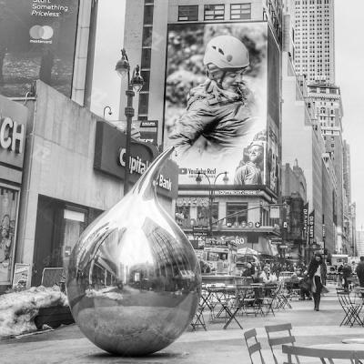 China Super Mirrored Stainless Steel Tear Sculpture By Richard Hudson In New York for sale