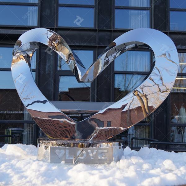 Quality Mirror Polished Metal Heart Sculpture , Stainless Steel Outdoor Sculpture for sale