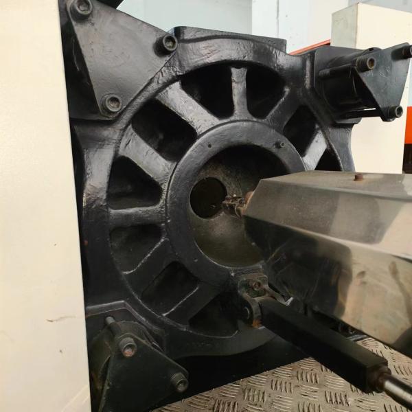 Quality EM150-SVP/2 Chen Hsong Injection Molding Machine 1500KN Servo Motor Horizontal for sale