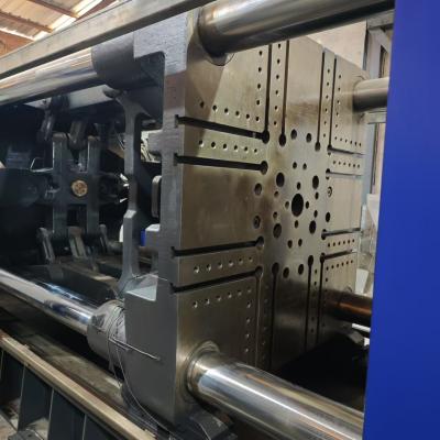 Cina MA10000II/8400 Servomotore per stampaggio a iniezione 1200KN in vendita