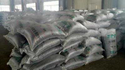 China 3mm - 5mm EPDM Rubber Granule Anti Slip SBR Rubber Granules For Outdoor Playground for sale