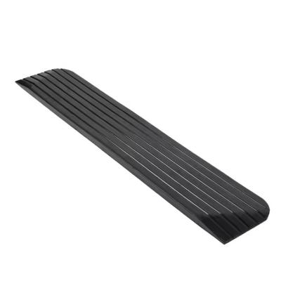 Cina Rampa di gomma riciclata 1000x200x30 mm Rampa di gomma di soglia di transizione Nero in vendita