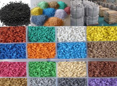 China Multi Size EPDM Crumb Rubber Blauw Granulair Rubber Op maat gemaakt voor school speeltuin Te koop