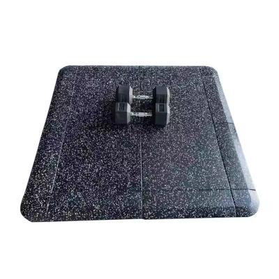 Китай Испытайте лучшие тренировки с аксессуарами для спортзала: резиновым напольным ковриком для прочности и комфорта продается