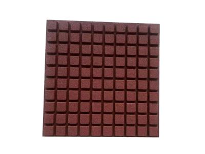 Cina Tappeti per pavimenti in gomma ad alta densità per palestra e parco giochi 15-50mm in vendita