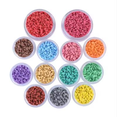 China Customized EPDM Rubber Pellets with 60-70 ShoreA Hardness and 1-5mm Thickness for All Seasons Playground Surfaces for sale