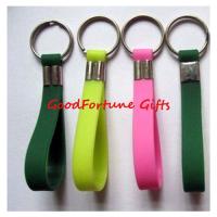 China Custom Silicone Keychain 3.5 Inch Loop with Bottle Opener Durable Promotional Gift for sale