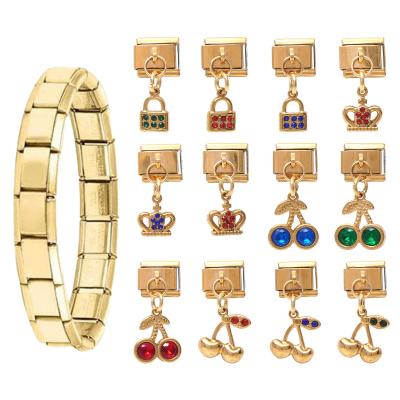 Cina Disegni colorati Incantesimi italiani Acciaio inossidabile 18K Cuore dorato Clover ciliegie Pendenti italiani Incantesimi Braccialetti Gioielli in vendita
