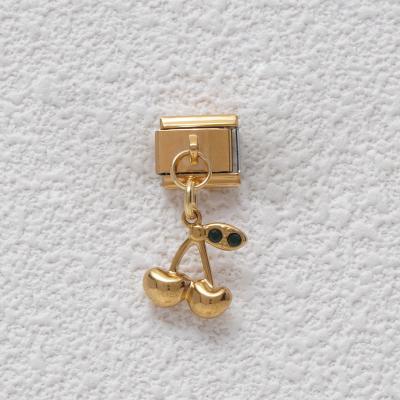 Cina Disegni colorati Incantesimi italiani Acciaio inossidabile 18K Cuore dorato Clover ciliegie Pendenti italiani Incantesimi Braccialetti Gioielli in vendita