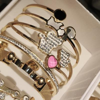 Cina Diamante di moda 18K oro placcato in acciaio inossidabile Pvd incantevoli non macchianti in vendita