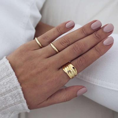 Cina Punk Chunky Hammered Signet Uomini Donne Finger Statement Ring In acciaio inossidabile Anello Moda Anello 2021 Trend in vendita