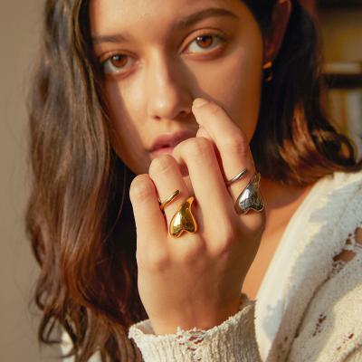 Cina Nuovo Anello con Nodo a Fiocco in Acciaio Inossidabile Placcato Oro 18K Elegante Scintillante Anelli a Fiocco Regolabili in Oro per Donna in vendita