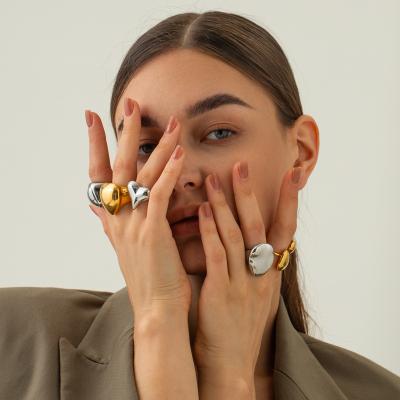 Cina New Chunky Rings Real Gold Waterproof Non Tarnish Chunky Stainless Steel Big 18K Gold Nugget Rings in vendita