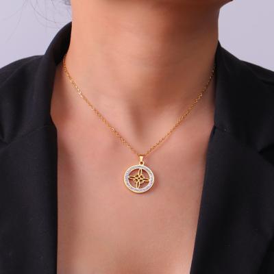 Cina New Waterproof Pendant Necklace Gold Silver Stainless Steel 18K Gold Witch Knot Necklace for Women in vendita