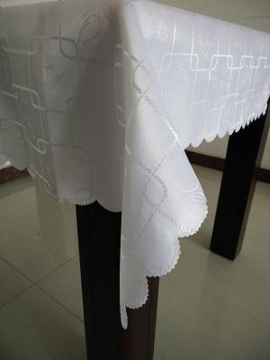 China BSCI audit passed-Luxuary 100% Polyester shinning jacquard tablecloth for sale