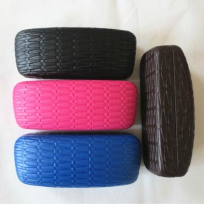 China Fashionable glasses cases with solid design for sale