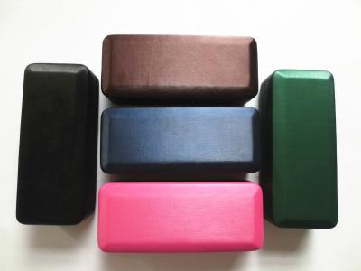 China Fashionable glasses cases with solid color leather design for sale