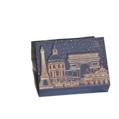 Cina Contenitore di carta di regalo con variopinto su misura magnetico del cartone del coperchio per il compleanno di nozze in vendita