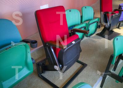 Cina Sedili comodi rossi dello stadio di pallacanestro della tappezzeria automatica VIP di punta-su di STUNITY in vendita