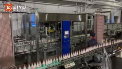 Cina Macchina per etichette di bottiglie di vetro ad alta velocità completamente automatica in vendita