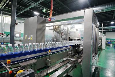 China OPP-labeler Rotary Hot Glue Labeler voor 60000BPH Productielijn voor gebotteld water Te koop