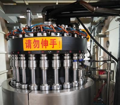 Cina Macchina per stampaggio a iniezione dal design personalizzabile per tappi, alta efficienza e precisione in vendita