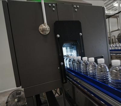 Cina Unità combinata di ispezione delle bottiglie per la linea di produzione di acqua purificata in bottiglia da 42.000 BPH in vendita