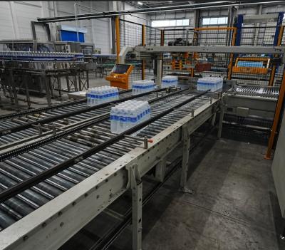 China Automated Belt Conveyor Chain Conveyor Roller Conveyor For Bottled Water Production High Efficiency for sale