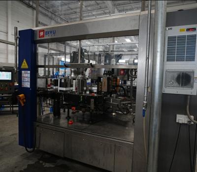 China Automatic Hot Melt Labeling System High Speed Precision Labeling Solution  60,000BPH for sale