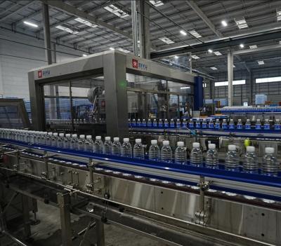 Cina Etichettatrice per bottiglie con sistema hot melt Soluzione di etichettatura di precisione ad alta velocità in vendita