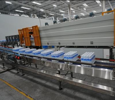 Cina Macchina di imballaggio dell' acqua in bottiglia regolabile per l' acqua ferma / frizzante in vendita