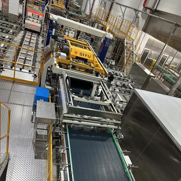 Quality Automatic Juice Drinking Water Packing Machine Loading And Unloading Cage System for sale