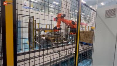 China Pneumatic Robot Case Beverage Palletizer Machine Programmable Customized for sale