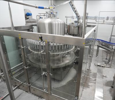 Cina PLC PET Bottiglia Plastica Capping Machine Automatica Capper ad alta velocità in vendita