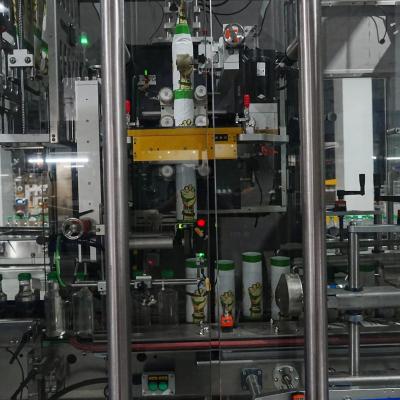 Cina Macchina automatica per l'etichettatura a manica 9000-72000 bph per bottiglie e lattine in vendita