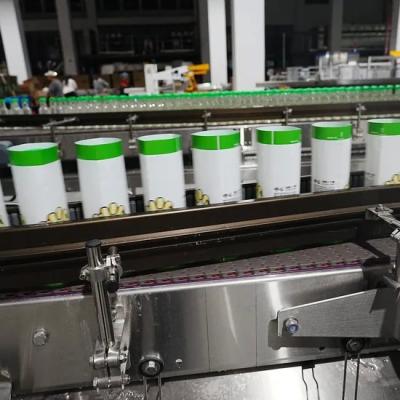 Cina Macchina automatica per l'etichettatura a manica 9000-72000 bph per bottiglie e lattine in vendita
